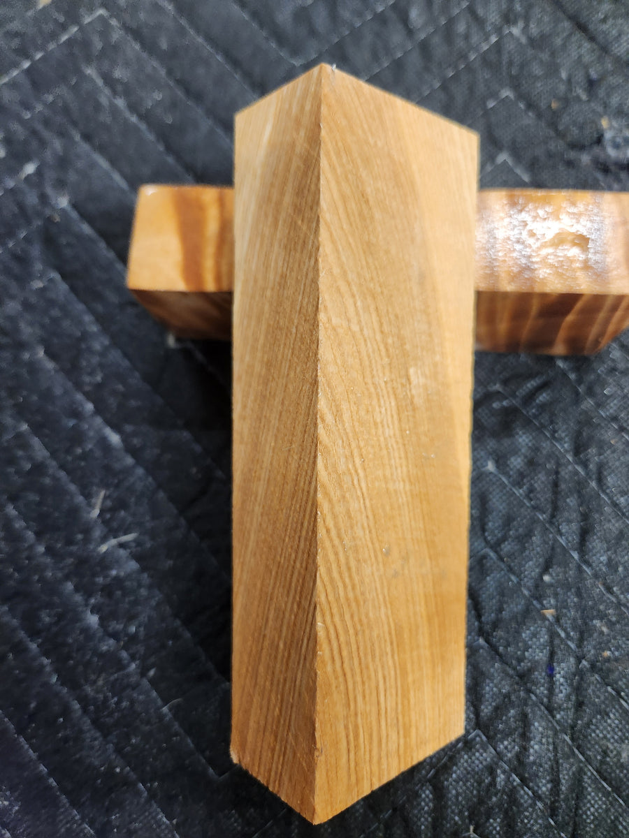 Ash Knife Scale