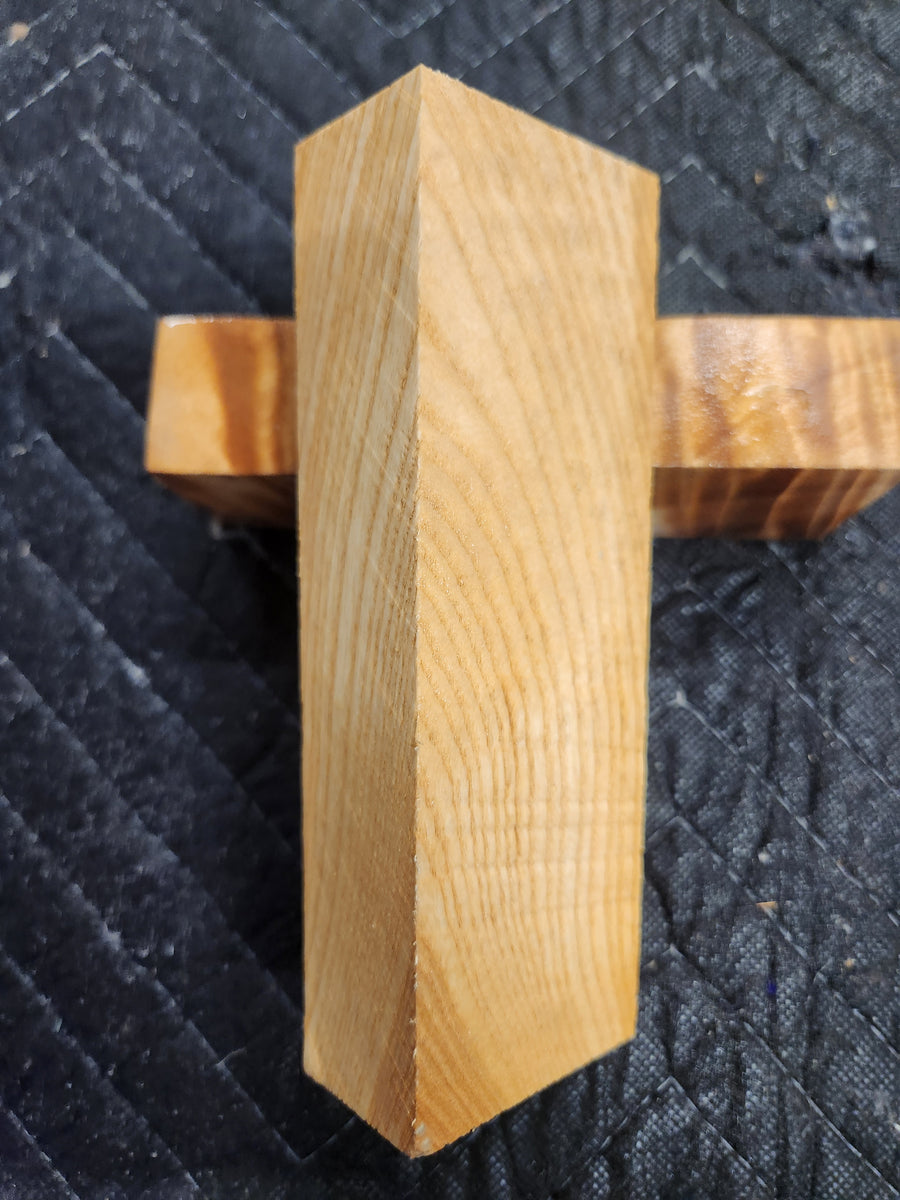 Ash Knife Scale